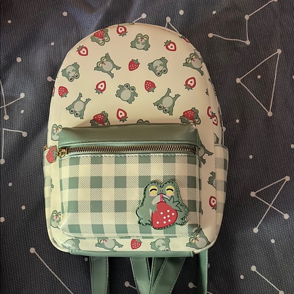 Bags | Frog Print Kids Backpack Green And White | Poshmark